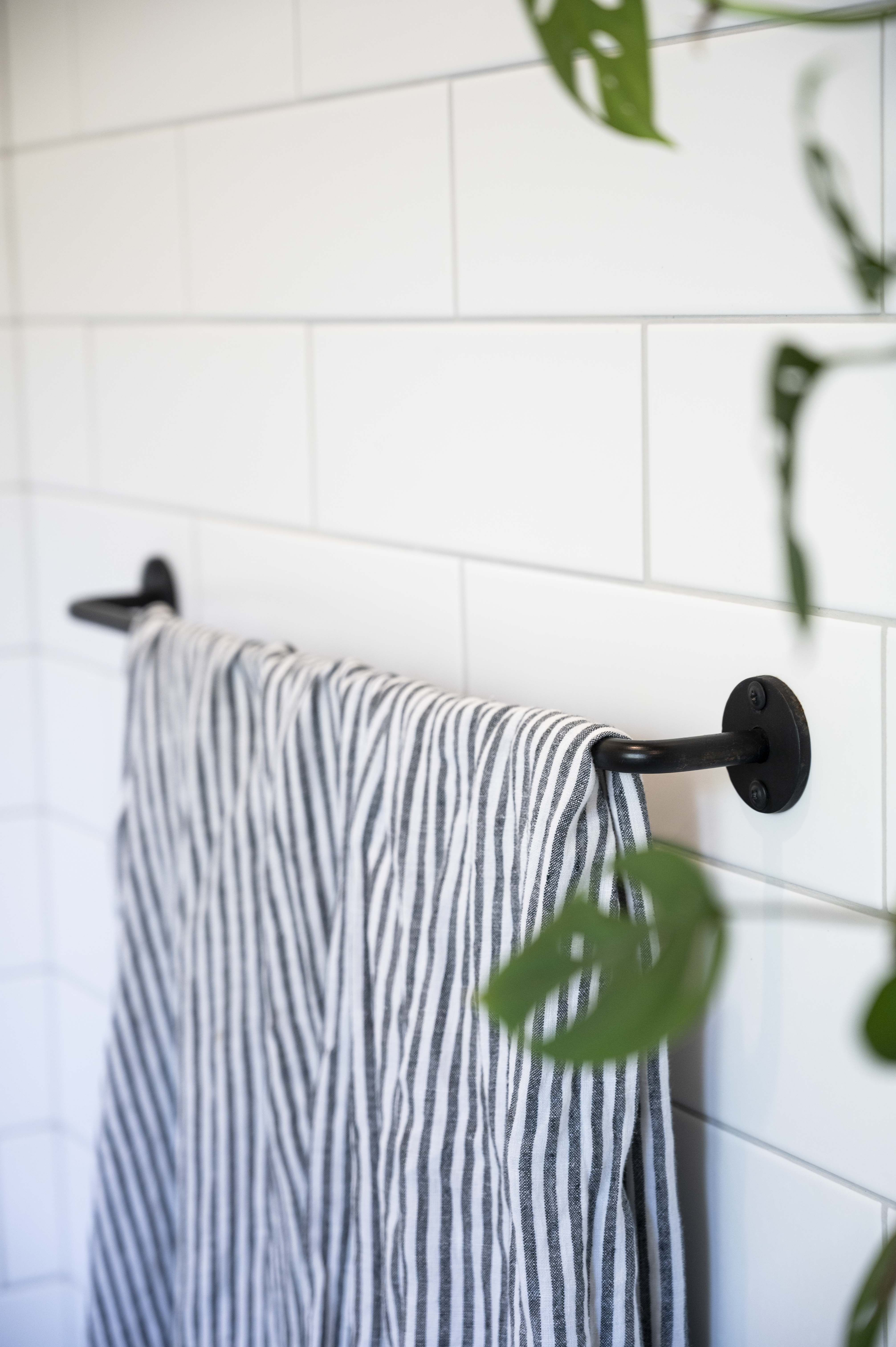 Clothing/Towel Rails | Archer Industrial
